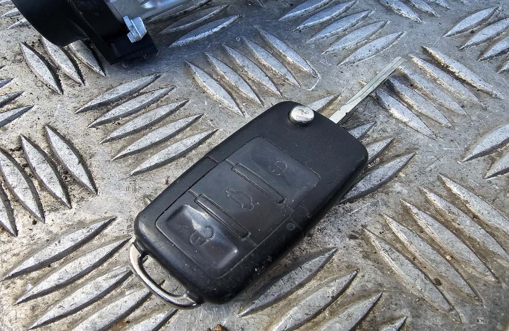 VW Golf MK5 2004-2009 Ignition Barrel Key Fob | Used Car Parts UK