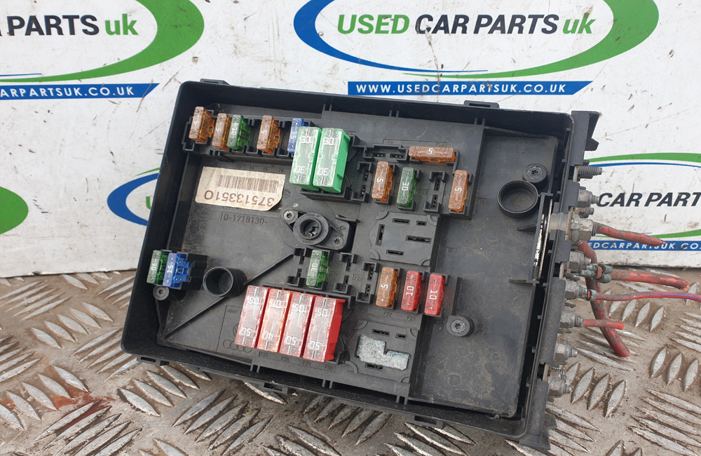 VW Golf MK5 fuse box engine bay TDI | Used Car Parts UK