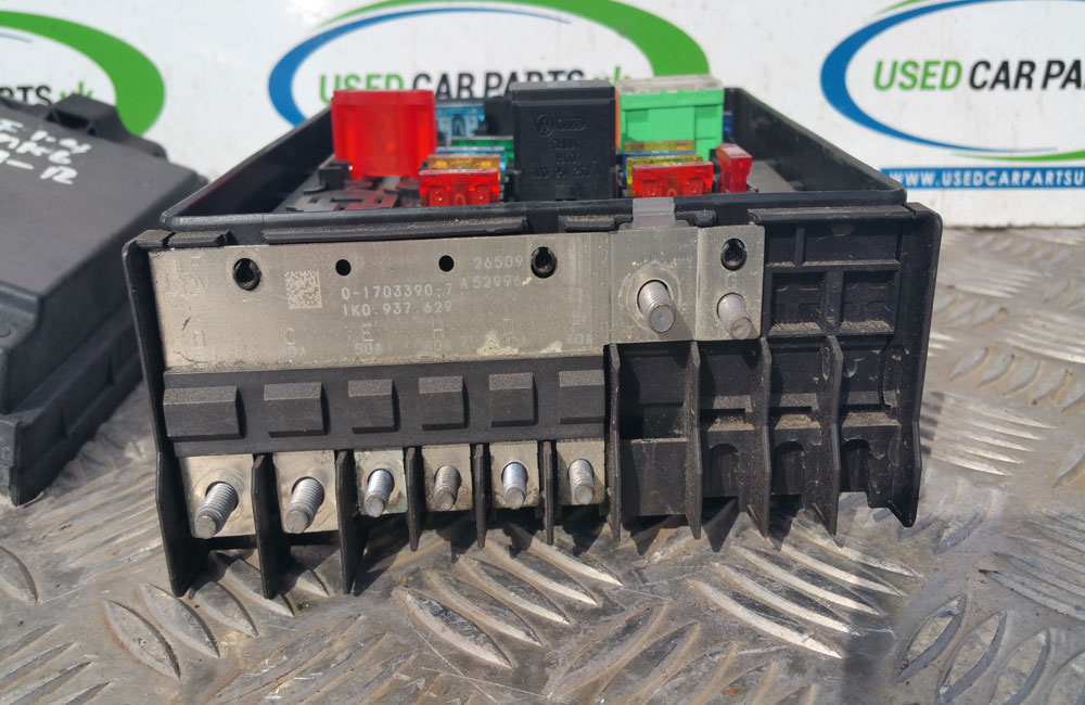VW Golf MK6 14 Petrol Engine Bay Fuse Box Used Car Parts UK VW Golf MK6 14 Petrol Engine Bay Fuse Box Used Car Parts UK