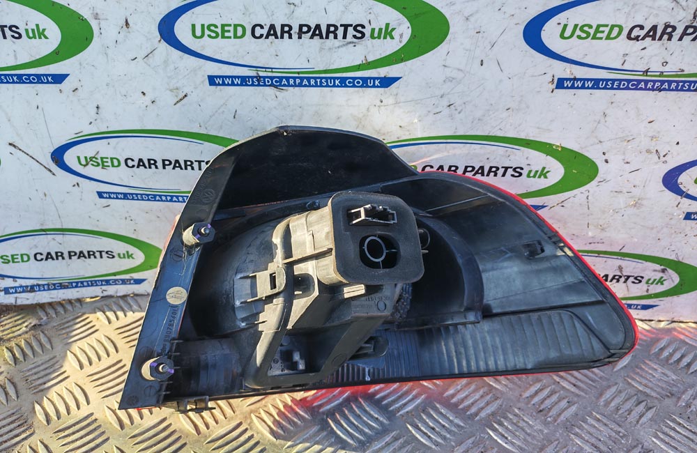 VW Golf MK6 Drivers Front Seat Belt Buckle | Used Car Parts UK