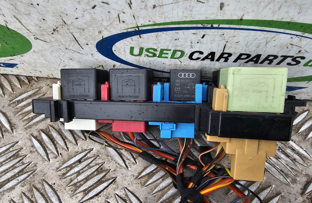 VW Golf MK6 2009-2013 Relays 644 645 646 | Used Car Parts UK