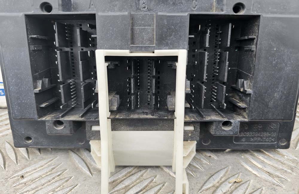 VW Golf MK7 GTD BCM 5Q0937084AJ | Used Car Parts UK