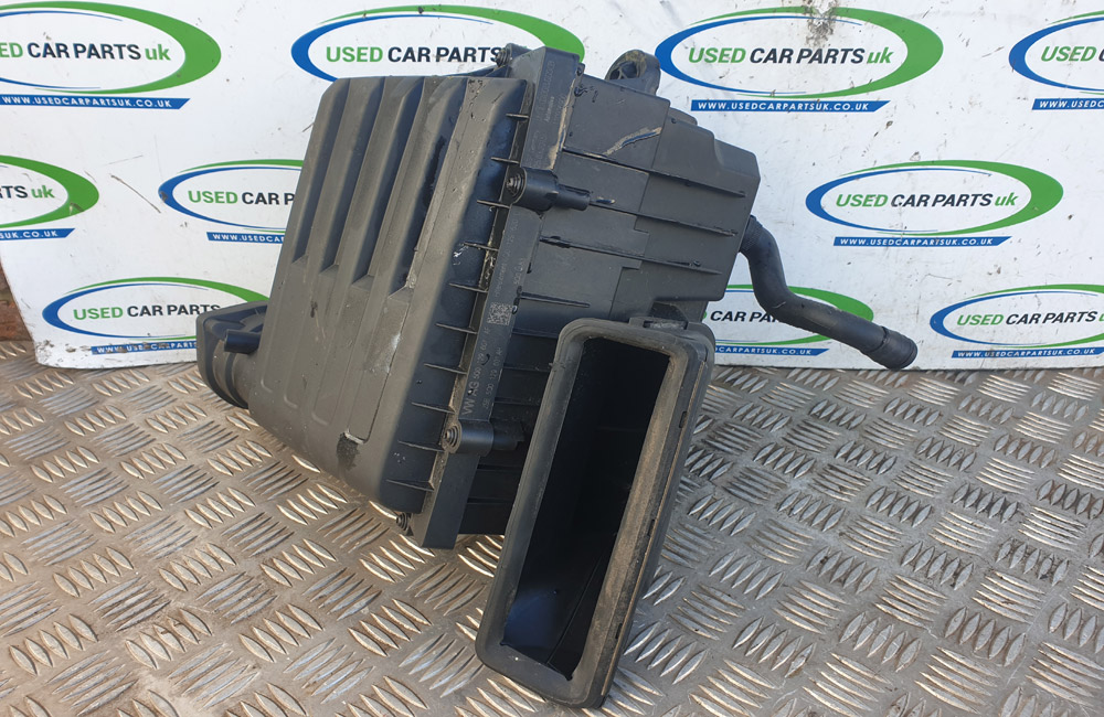 VW Golf MK7 GTD air filter box | Used Car Parts UK