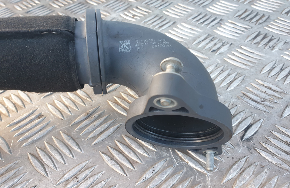 VW Golf MK7 GTD turbo to throttle pipe | Used Car Parts UK