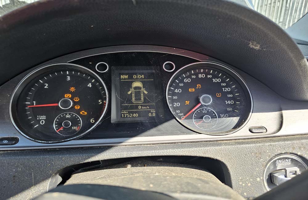 VW Passat B7 Speedometer 2.0 TDI 3AA920970A | Used Car Parts UK