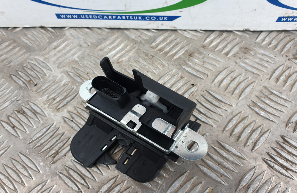 VW Polo 6C Boot Tailgate Catch Lock 6R0827505F | Used Car Parts UK