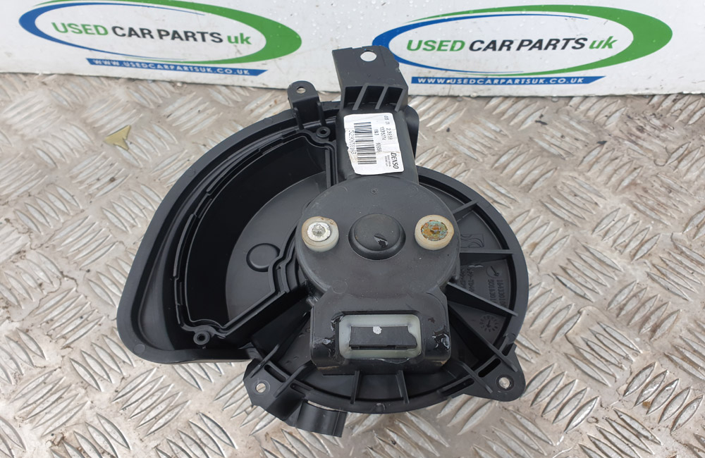 Vauxhall Adam heater blower motor 13335074 | Used Car Parts UK