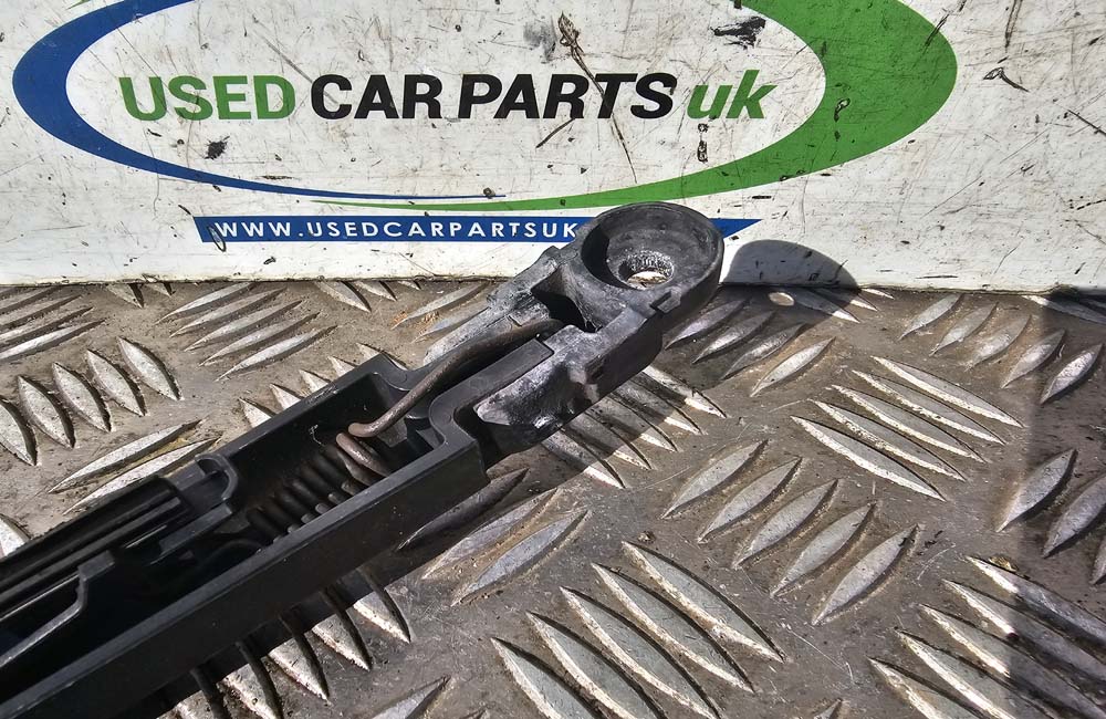 Vauxhall Astra J Estate Rear Wiper Arm | Used Car Parts UK