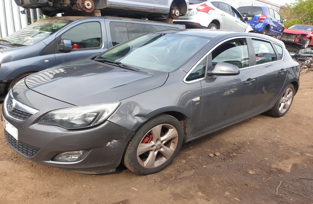 Vauxhall Astra J 1.6 SRI ABS Pump ECU 13332613 AA2 | Used Car Parts UK