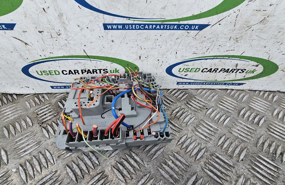 Vauxhall Combo MK3 Fuse Box Under Bonnet | Used Car Parts UK