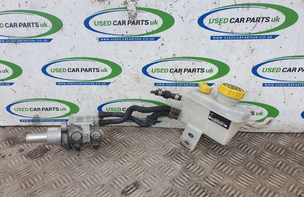 Vauxhall Combo MK3 Brake Master Cylinder W58498 | Used Car Parts UK