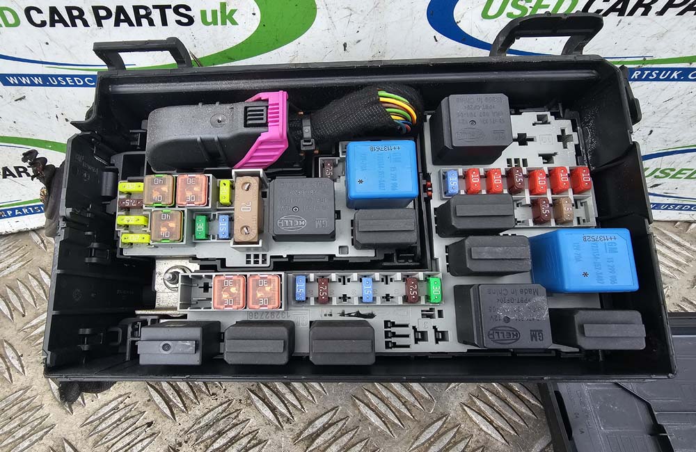 Vauxhall Corsa D Fuse Box Relays Engine Bay | Used Car Parts UK