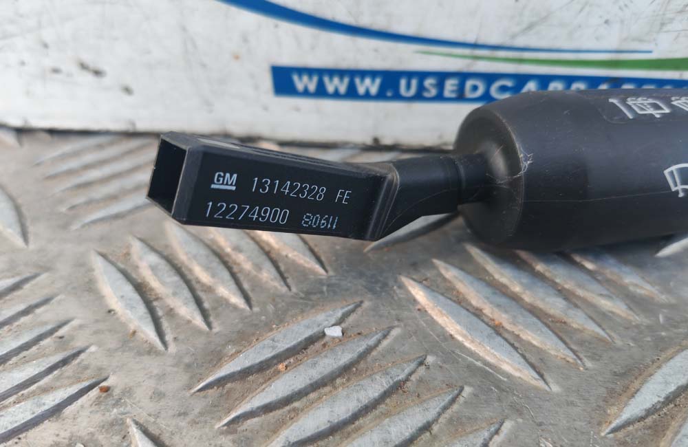 Vauxhall Corsa D Wiper Control Switch 13142328 | Used Car Parts UK