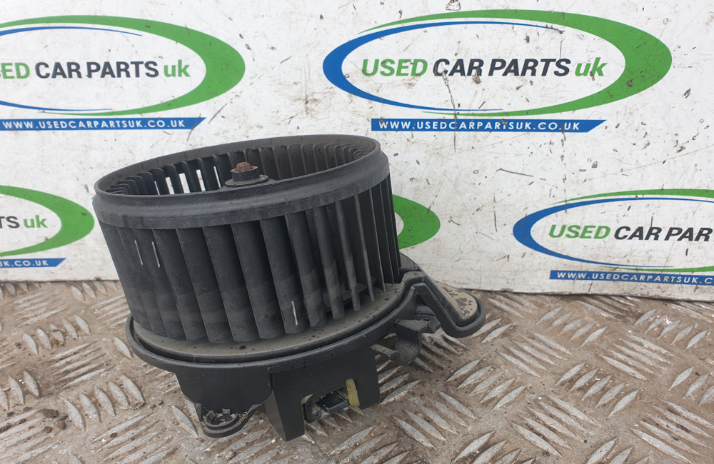 Vauxhall Corsa E Heater Blower Motor 13335074 | Used Car Parts UK
