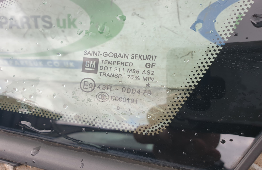 Vauxhall Corsa E Vented Quarter Glass Window Left | Used Car Parts UK