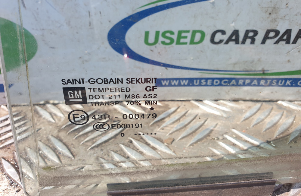 Vauxhall Corsa D rear quarter window glass left | Used Car Parts UK