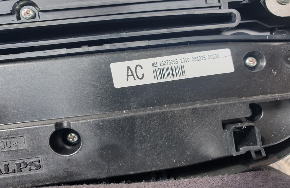 Vauxhall Insignia MK1 CD Player Display Controls | Used Car Parts UK