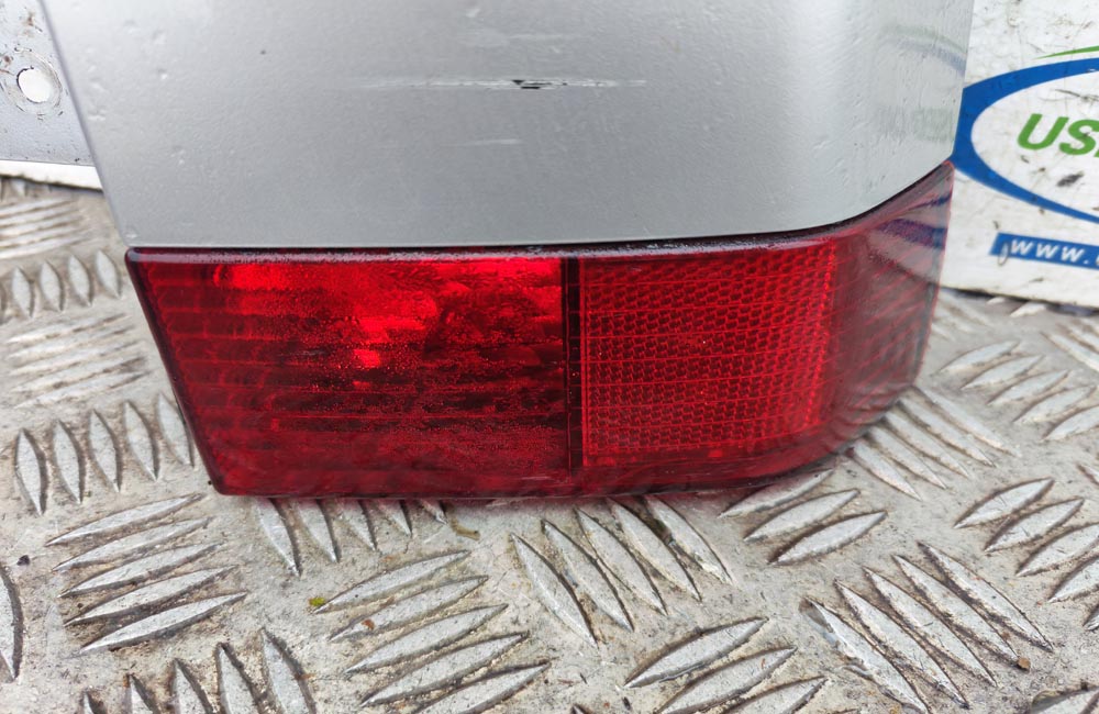 Vauxhall Meriva A Drivers Rear Fog Light | Used Car Parts UK