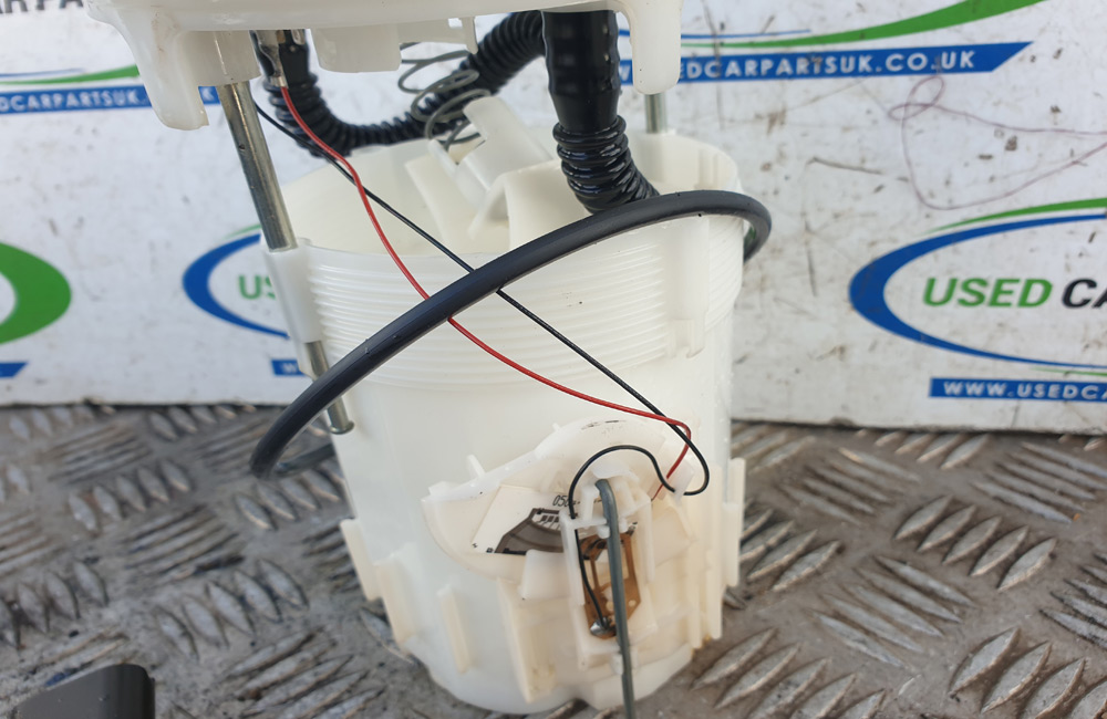 Vauxhall Vivaro MK1 fuel pump sender 8200009645C | Used Car Parts UK