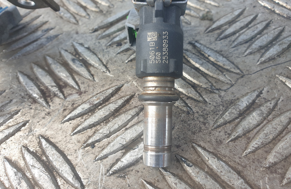 Vauxhall Zafira injectors 1.6 A16XER 25380933 | Used Car Parts UK