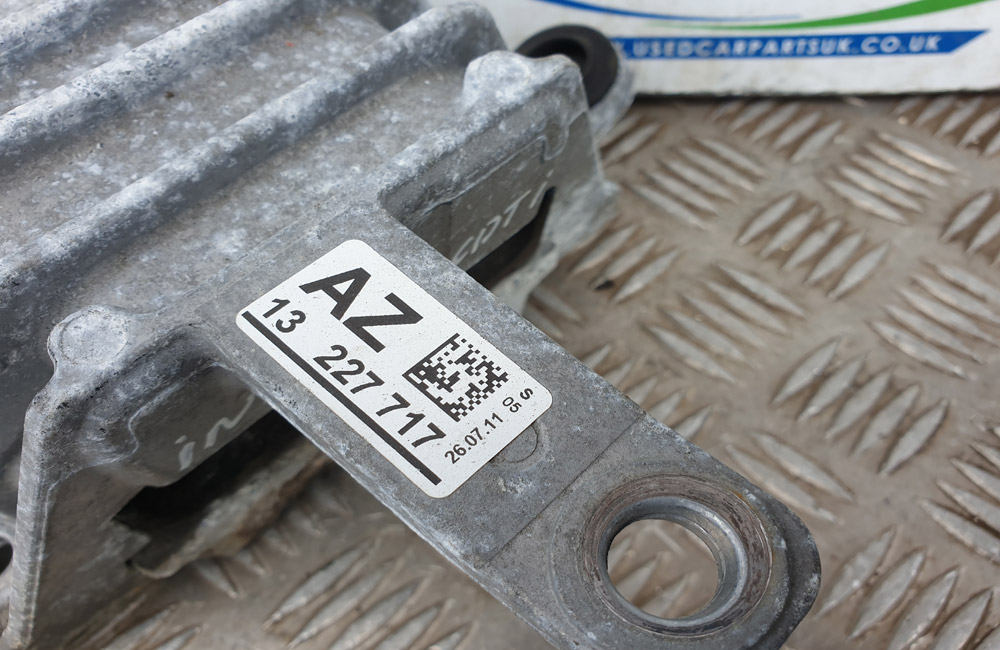 Vauxhall Insignia MK1 CDTI engine mount | Used Car Parts UK