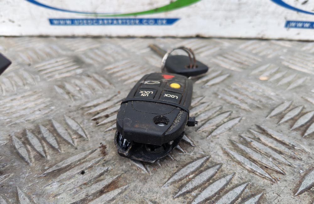 Volvo XC90 MK1 Ignition Barrel And Key Valeo 73750 | Used Car Parts UK