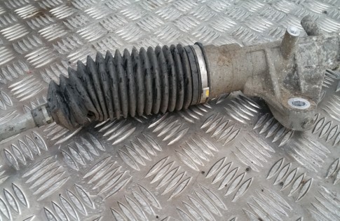 Renault Clio power steering rack 490018225RA | Used Car Parts UK