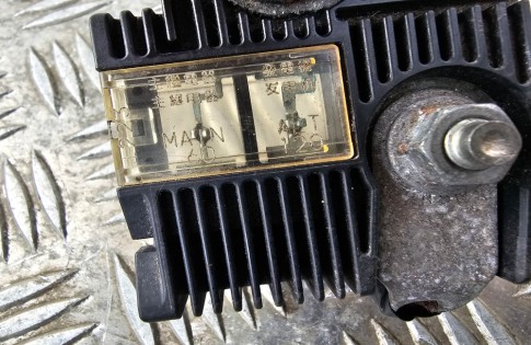 Toyota Yaris SR Battery Fuses Terminal 1.8 Petrol | Used Car Parts UK