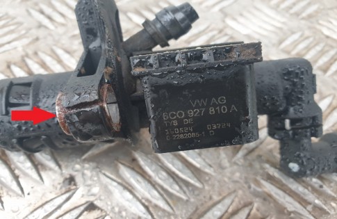 VW Polo MK5 clutch master cylinder 6R0721388D | Used Car Parts UK